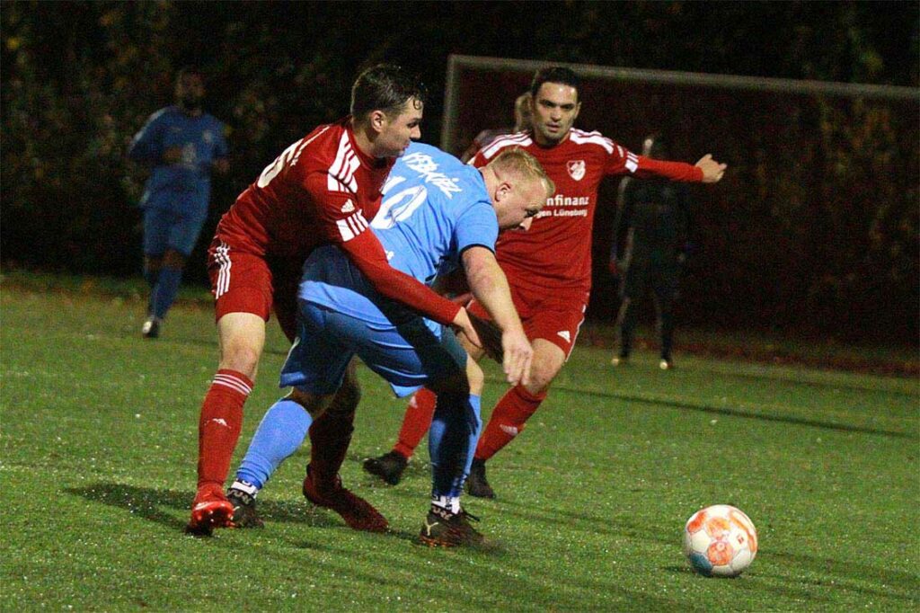 Traumtor von Joshua Vinh Grimm entscheidet wildes Spiel – youkick.de