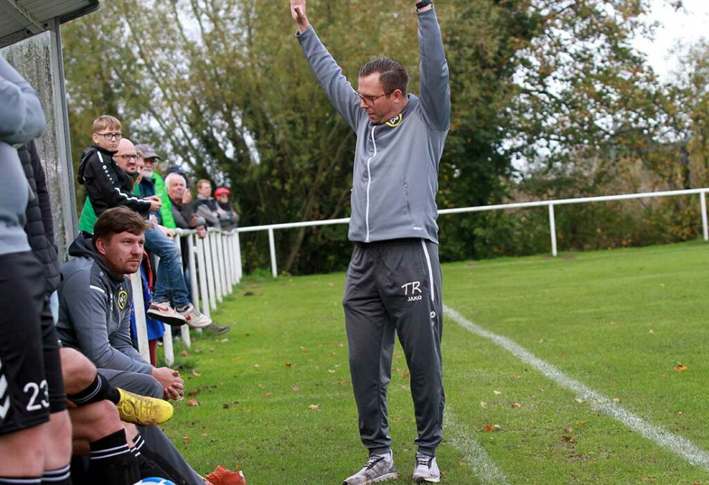 Wiker SV: auf der Jagd nach Rot-Schwarz Kiel – youkick.de