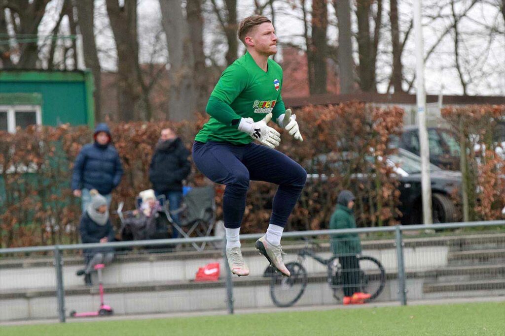 Neuzugang Kastriot Alija trifft für Inter Türkspor beim 4:0 gegen ...