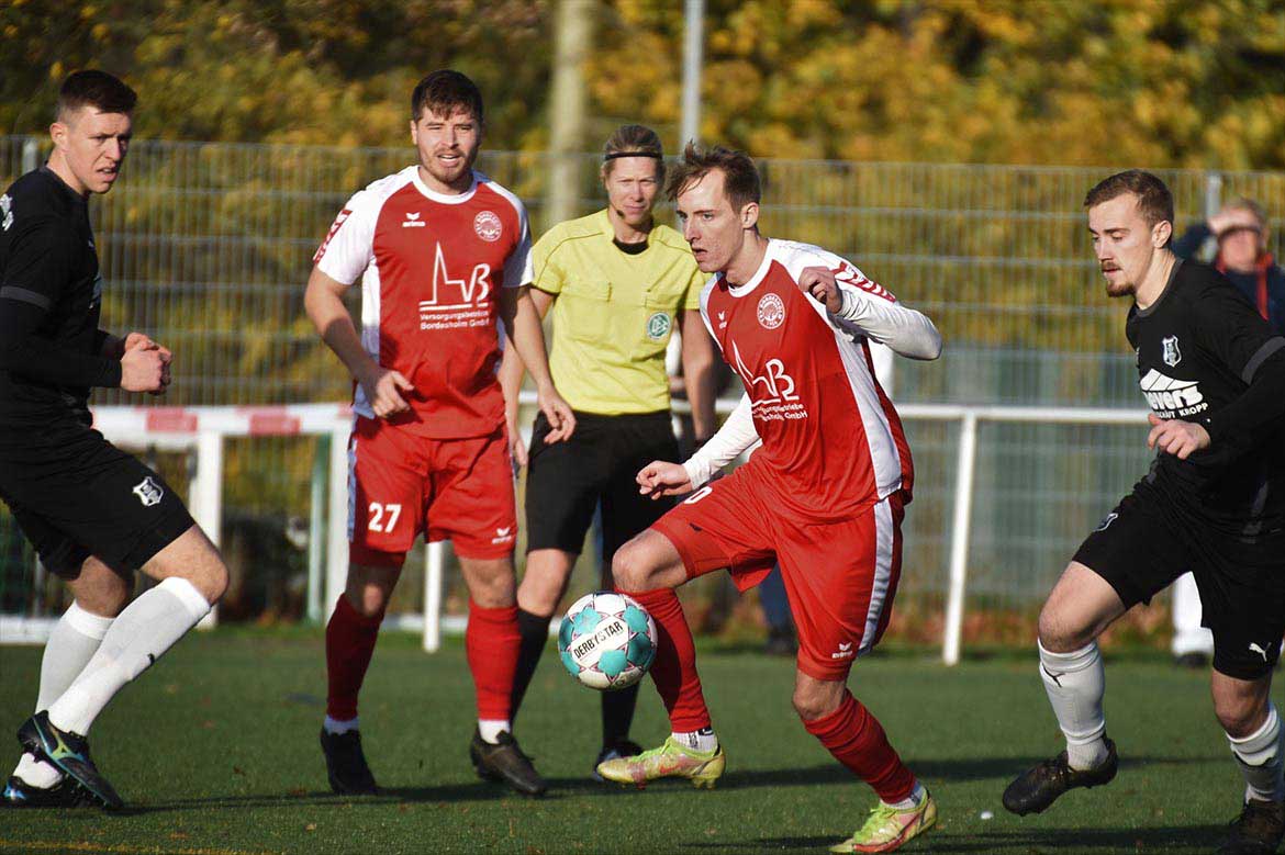 Eckernförde siegt deutlich in Bordesholm – Dagtekin mit Hattrick ...