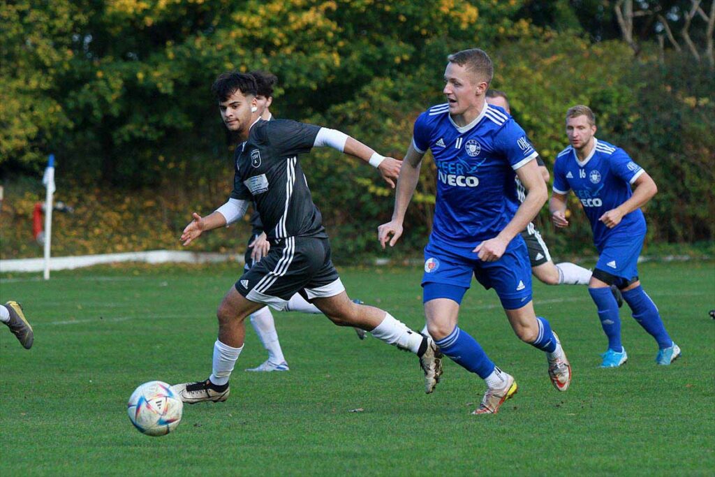 2:2 – Selents Nicolas Timpe stellt TSV Klausdorf vor arge Probleme ...