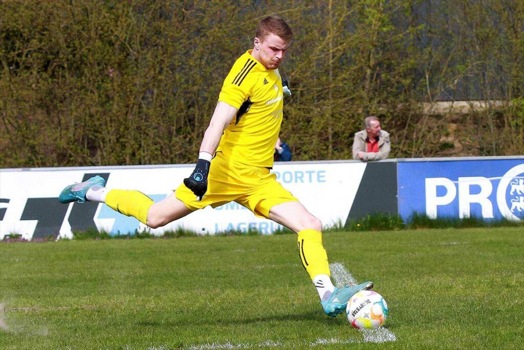 Torwart Nikolas Wulf geht – Keeper Tilman Körtzinger zu Inter Türkspor ...