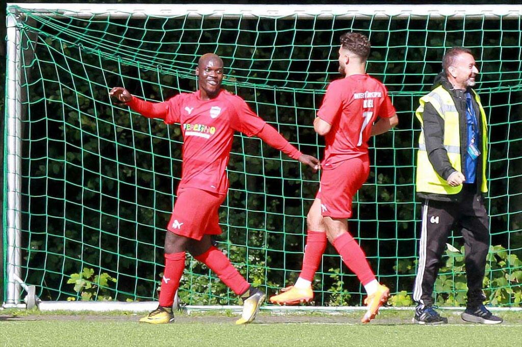 Übersicht Flens-Oberliga: Inter Türkspor Kiel erneut torhungrig mit 4:2 ...