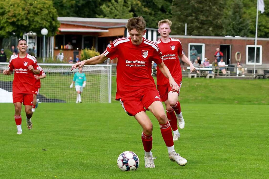 Übersicht VL Ost: TSV Plön bleibt dran, Kronshagen überraschend hoch ...