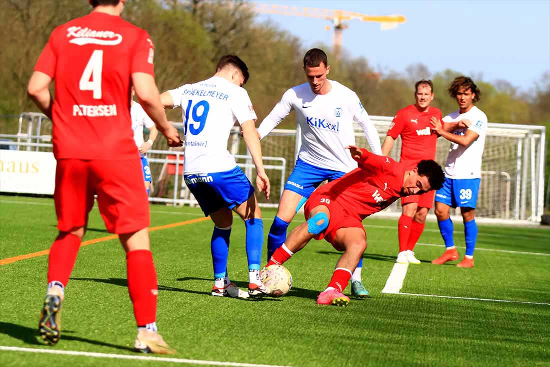 Marek Janssen öffnet mit 4 Treffern Kilias Tor für Meppens 5:0-Sieg ...