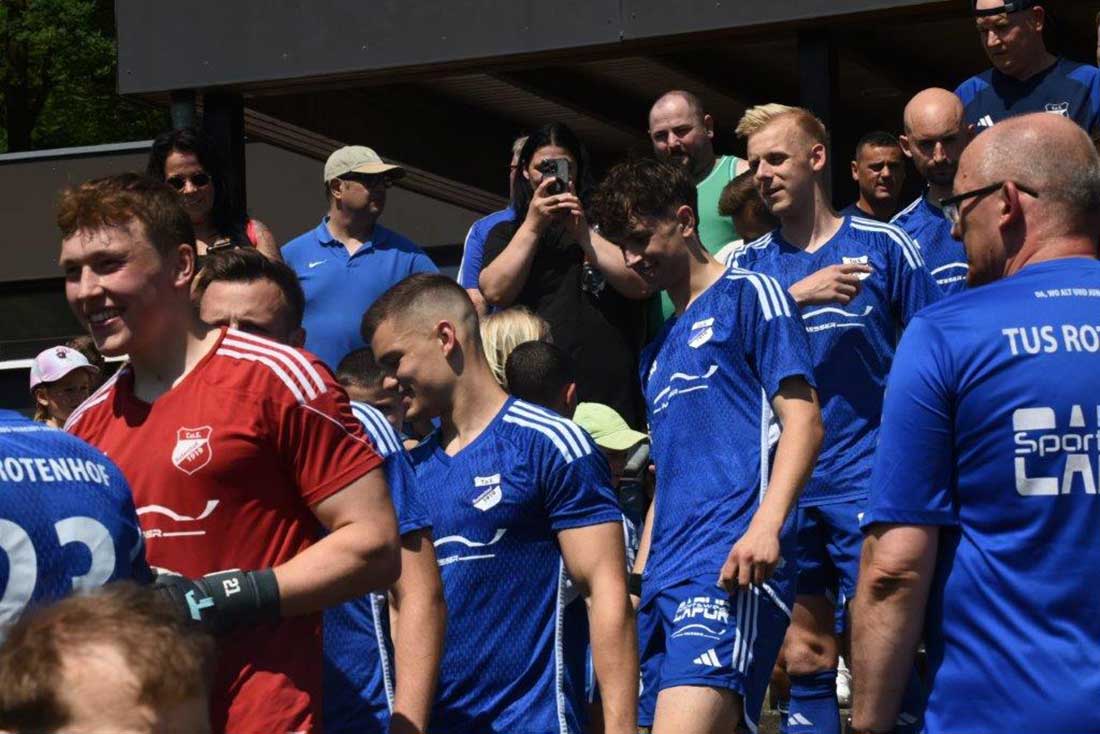 Der TuS Rotenhof quält sich zum Sieg – OTSV lange ebenbürtig – youkick.de