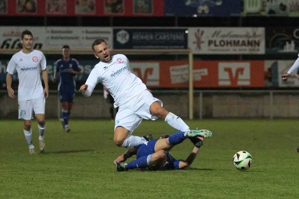 3:2 – Quäntchen Glück zurück beim TuS Rotenhof gegen Satrup – youkick.de
